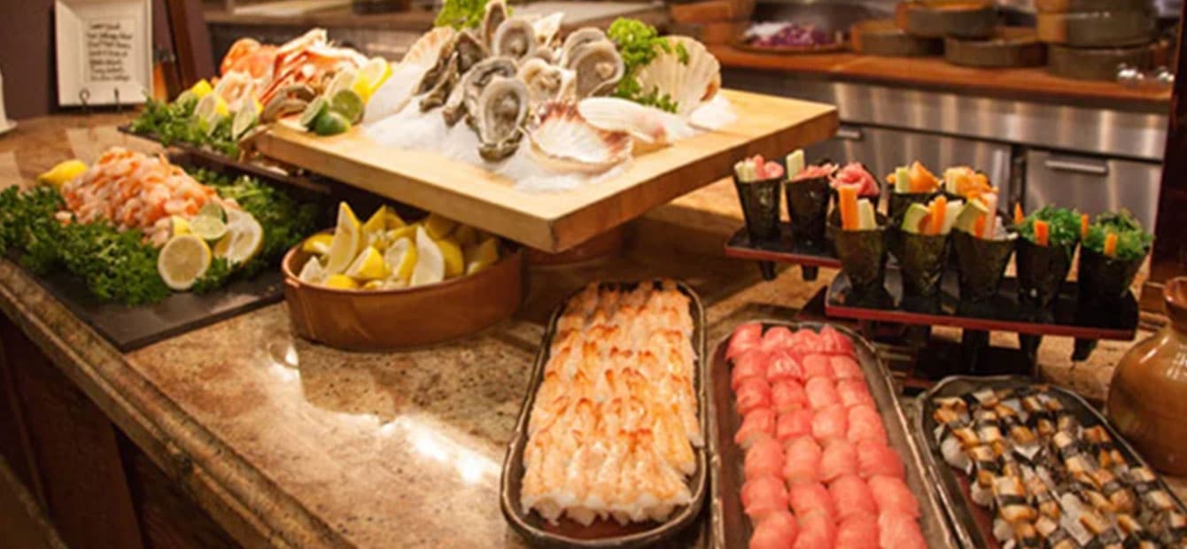 5 Reasons We Love an All-You-Can-Eat Seafood Buffet | Valley View ...